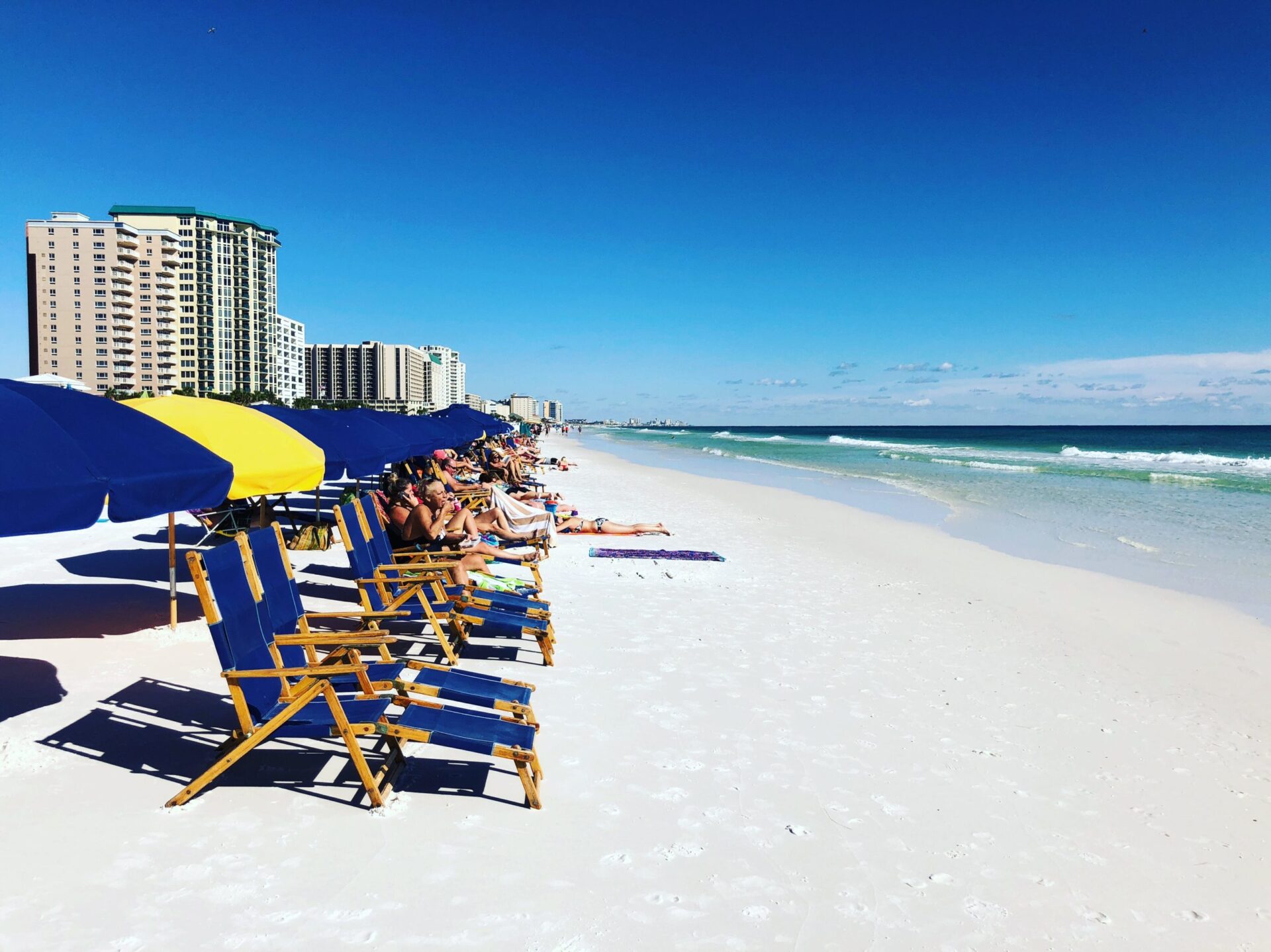 Pelican Beach Resort Beach Service Rates | Destin Condo Rentals