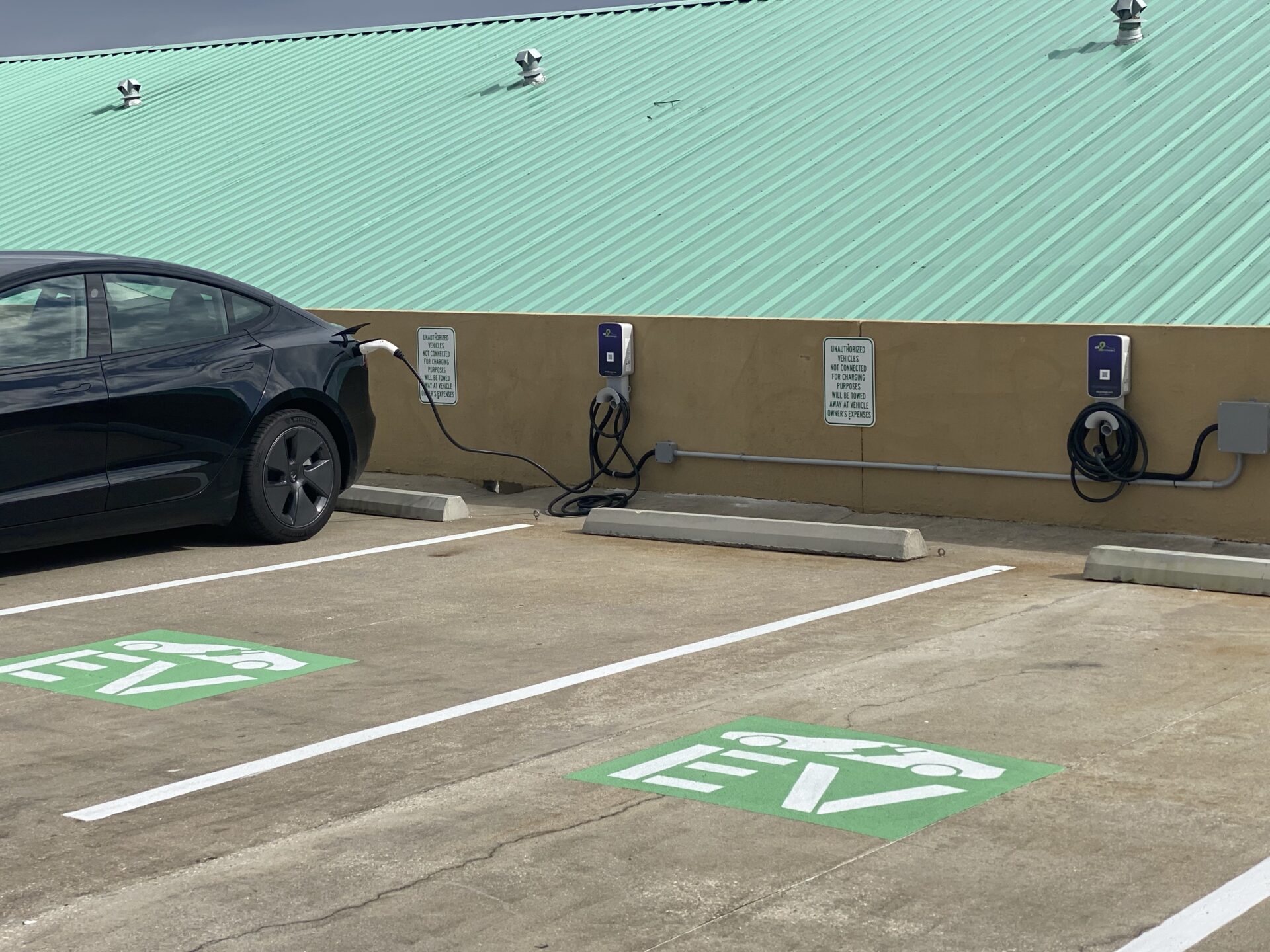 Pelican Beach Resort EV Chargers | Destin Condo Rentals